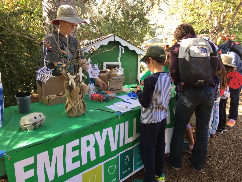 Mini Maker Outreach Booth – Emeryville 4-H